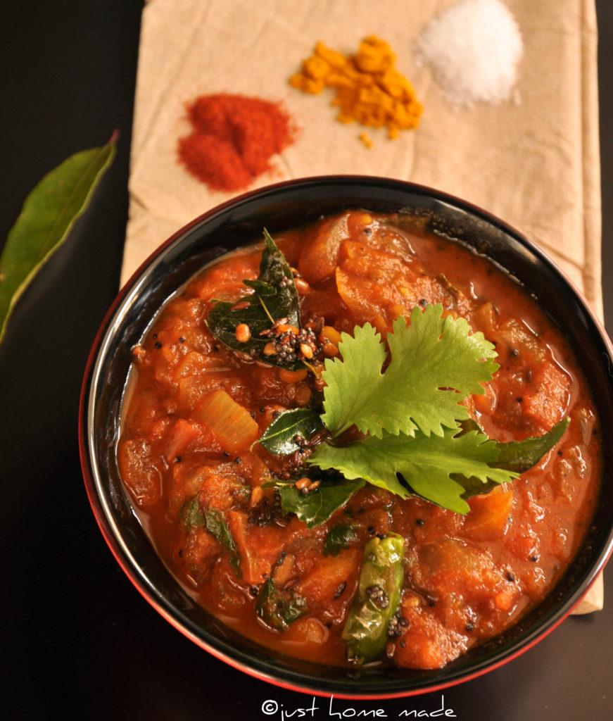 Tomato Onion Gojju - Just Homemade